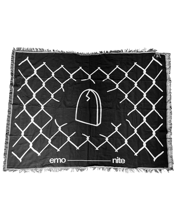 Shop – Emo Nite